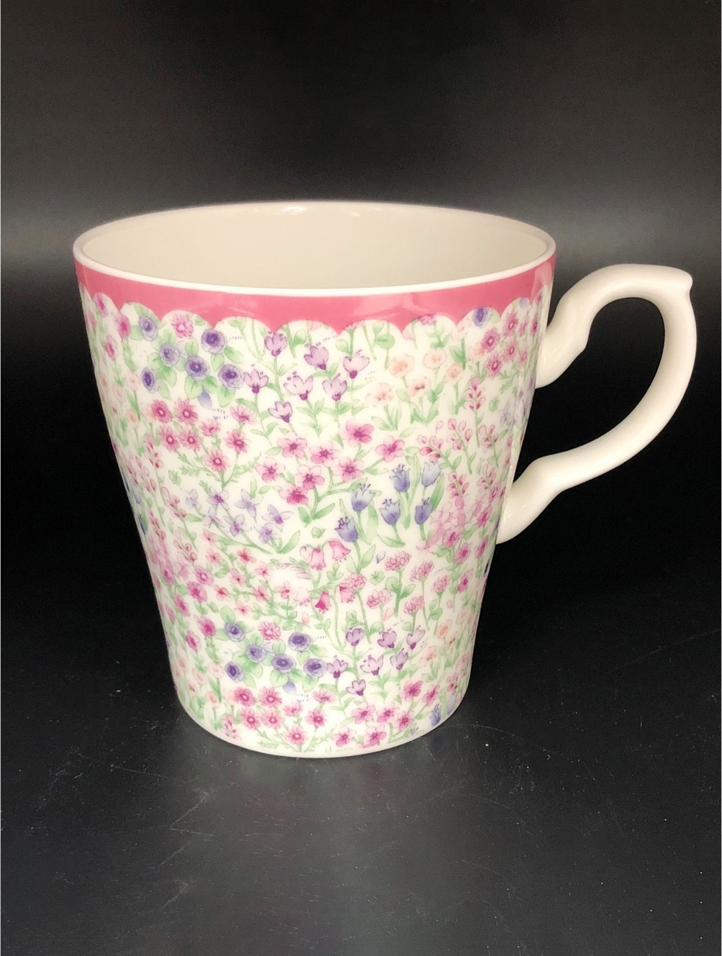 Porcelain Pink Flowers Mug With Gift Box