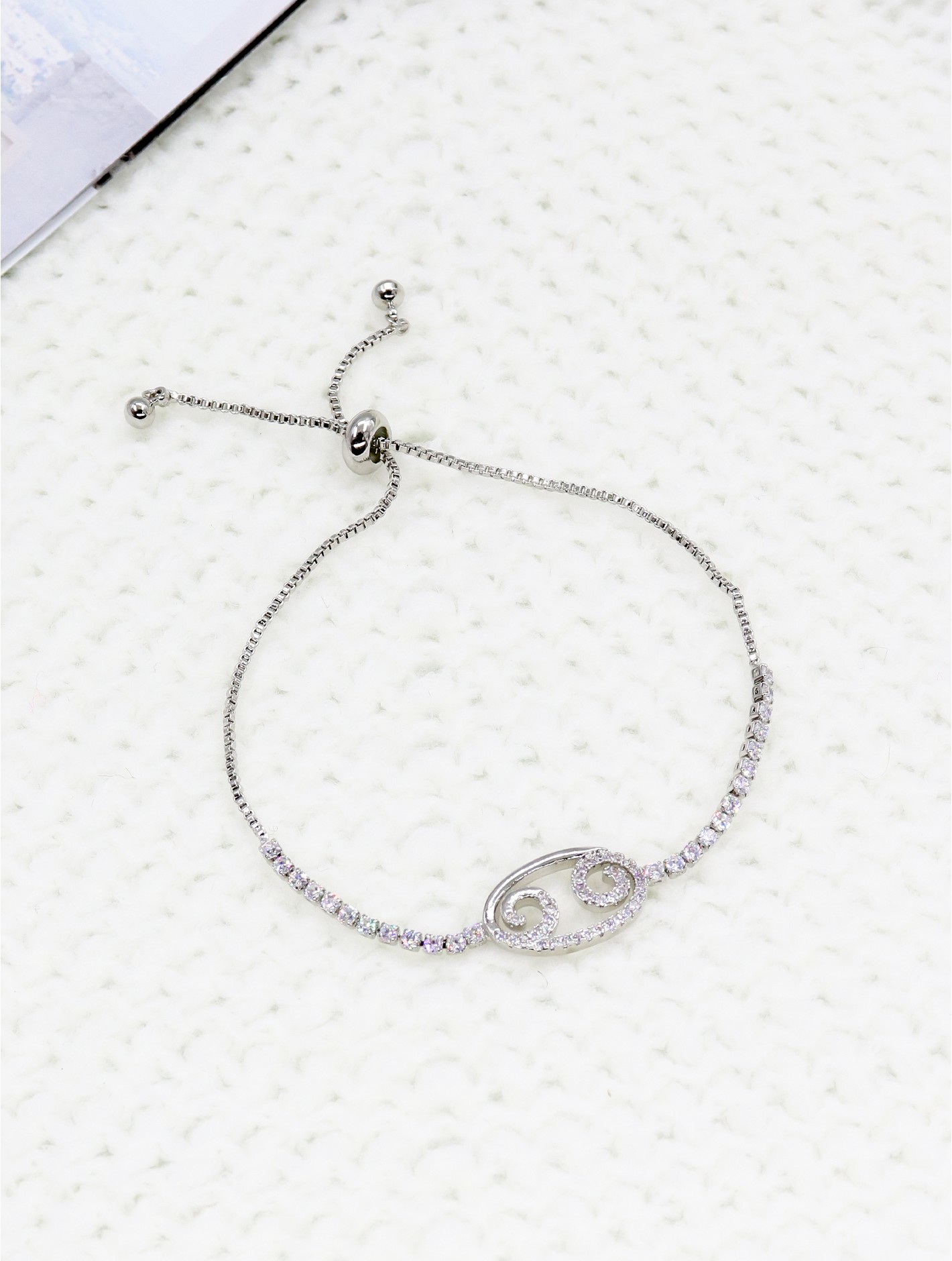 Adjustable Rhinestone Stretch Bracelet W/ Oval Adjustable Rhinestone ...