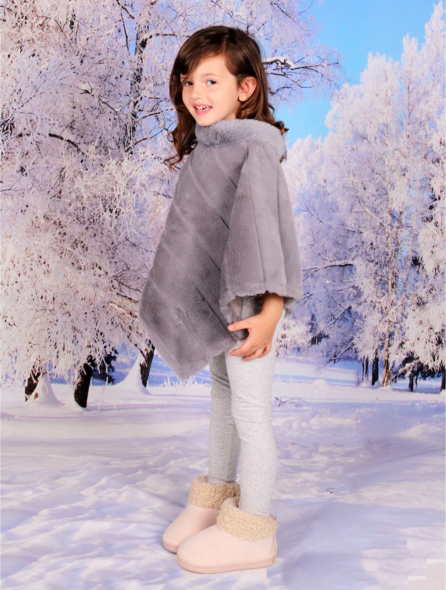 Kids Soft Faux Fur Poncho W/ Diagonal Pattern and Faux Fur Neckline (3 ...