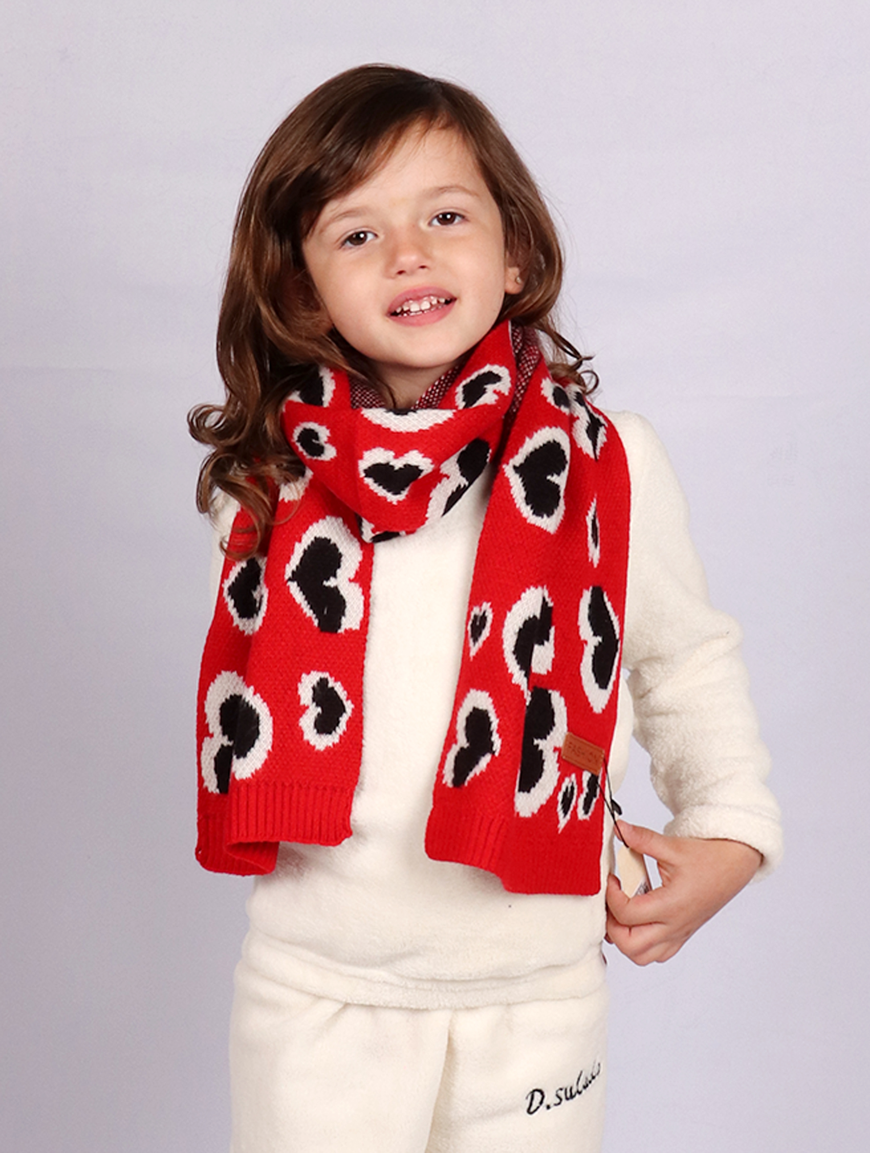 Kid's Heart Patterned Scarf