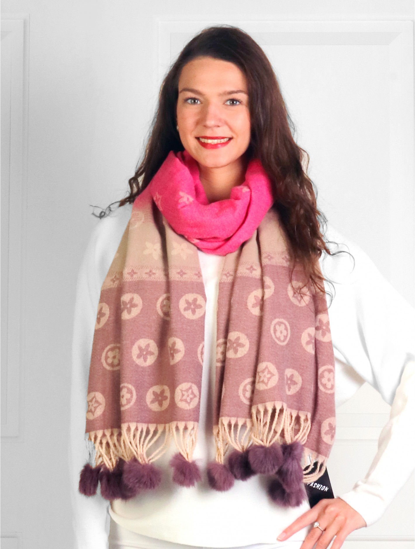 Cashmere Feeling 3-Tone Scarf with Pom pom